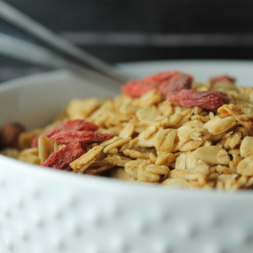 Vanilla Coconut Goji Berry Granola - Tiny Red Kitchen